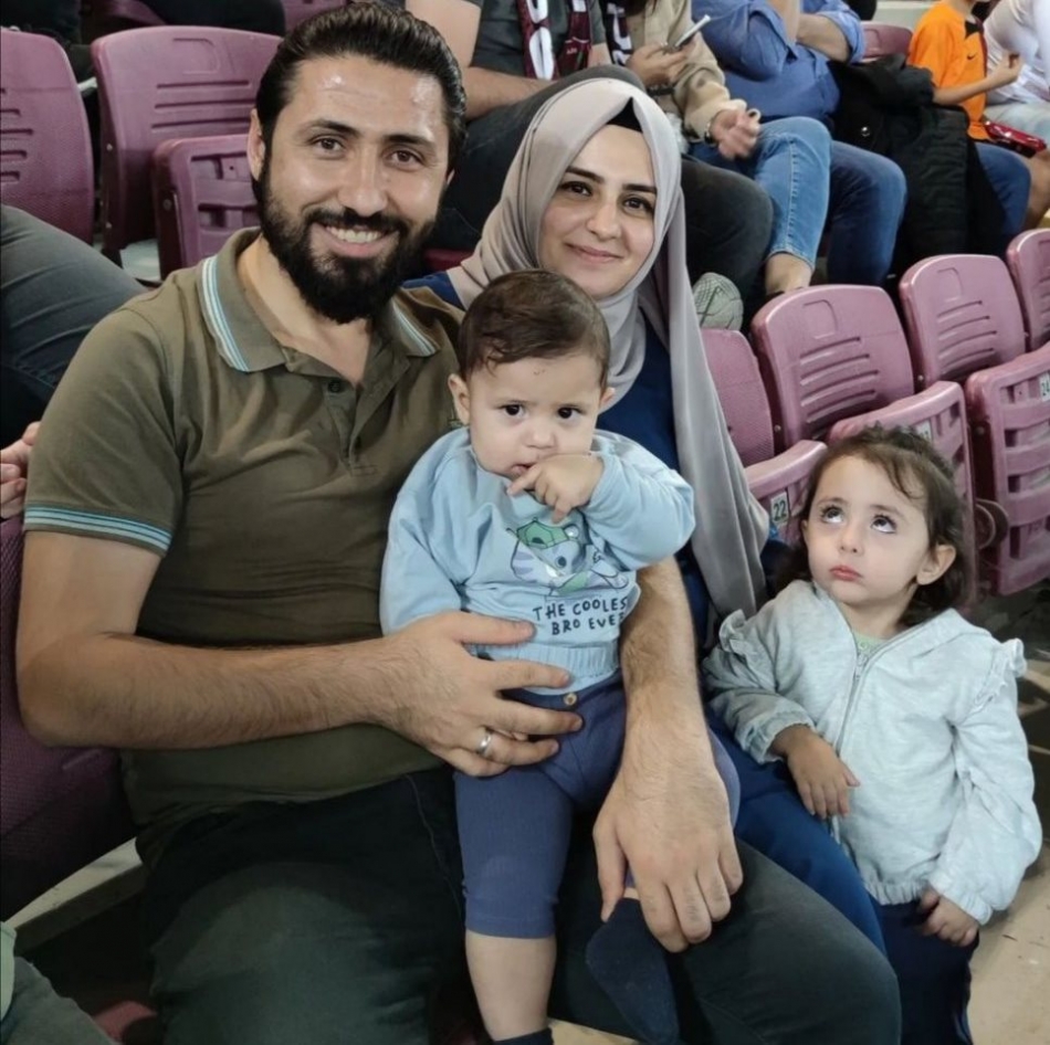 Astsubay Baba İle 1 Yaşındaki Oğlu Son Yolculuklarına Uğurlandı ...